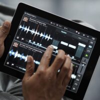 Traktor DJ hits the tablet – DJWORX